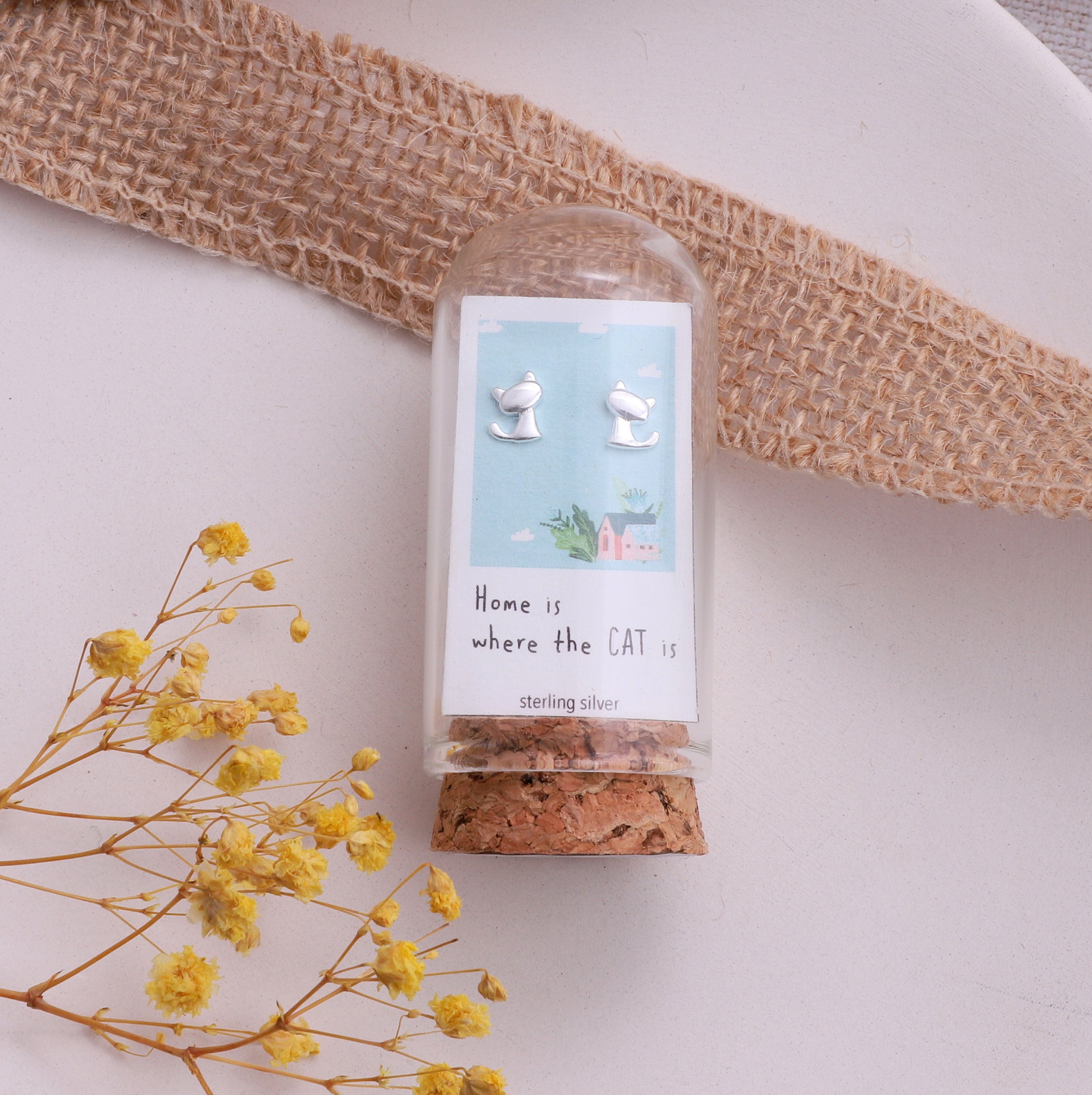 TT63017 Home is where the CAT is SILVER earrings – attic creations
