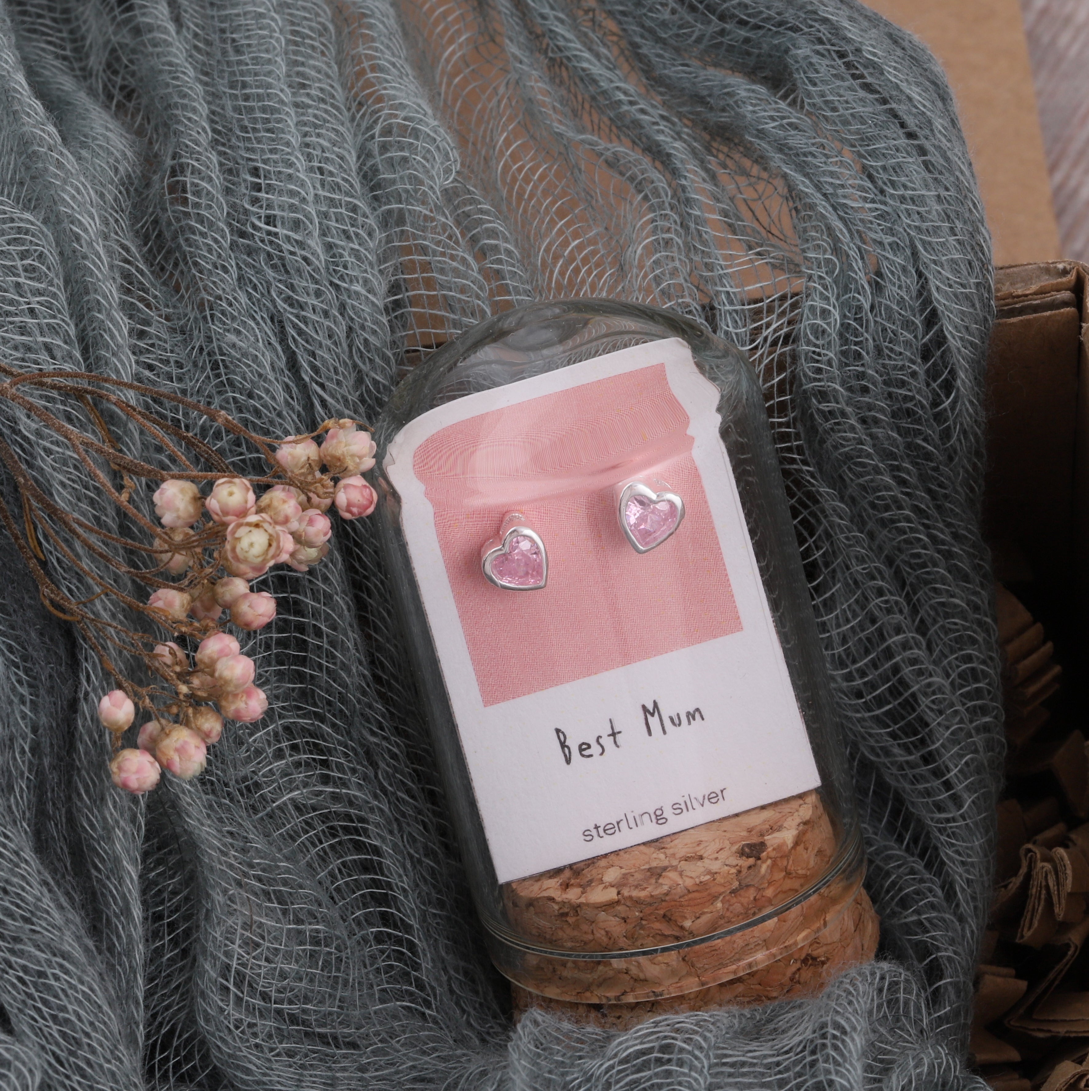 TT50029 Best Mum...Crystal heart earrings – attic creations