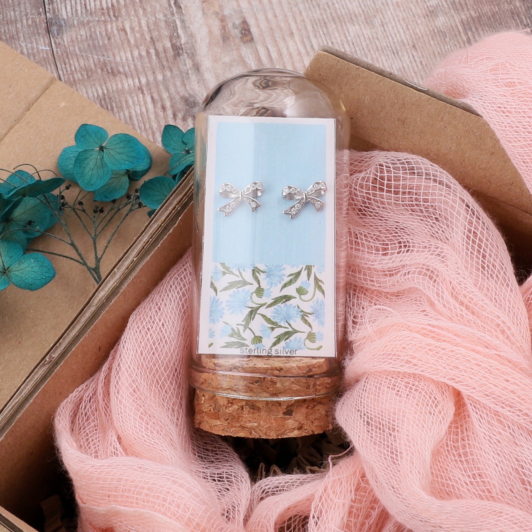 British deigned handcrafted sustainable gifts – attic creations